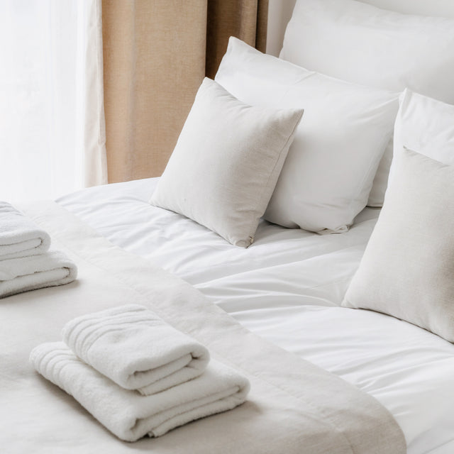 COMMERCIAL LINEN SUPPLIES – LuxLinenService